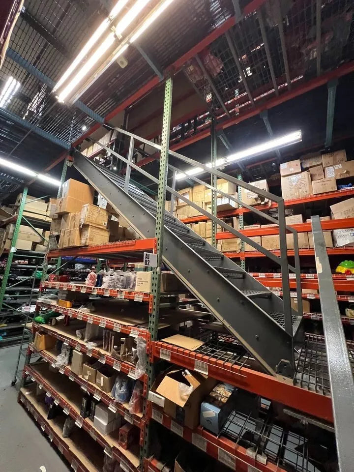 Industrial Warehouse 14 Step Heavy Duty Metal Stair Unit with Handrail ...